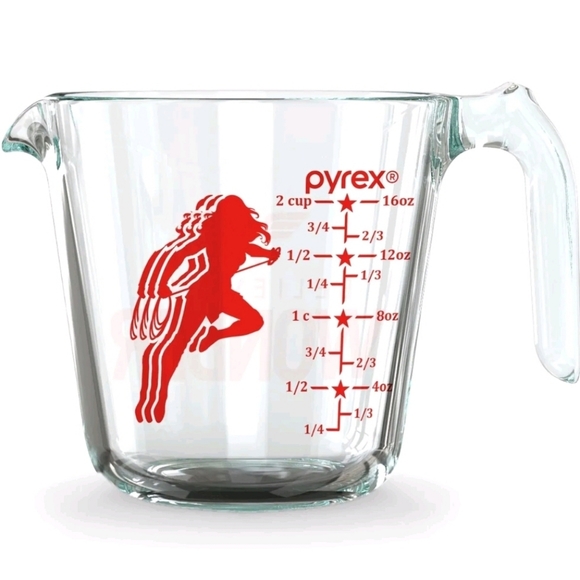 Pyrex | Kitchen | Bogo Pyrex Wonder Woman 2cup Glass Measuring Cup ...